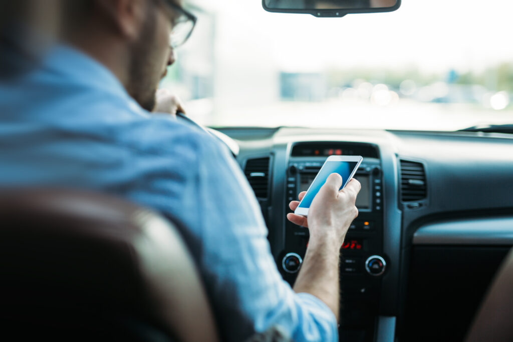 The Alarming Rise of Distracted Driving in the US: A Clear Danger